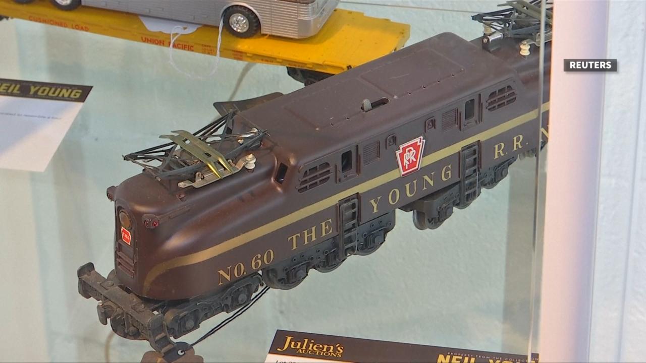 Singer Neil Young auctions his model train collection | TheStarTV.com