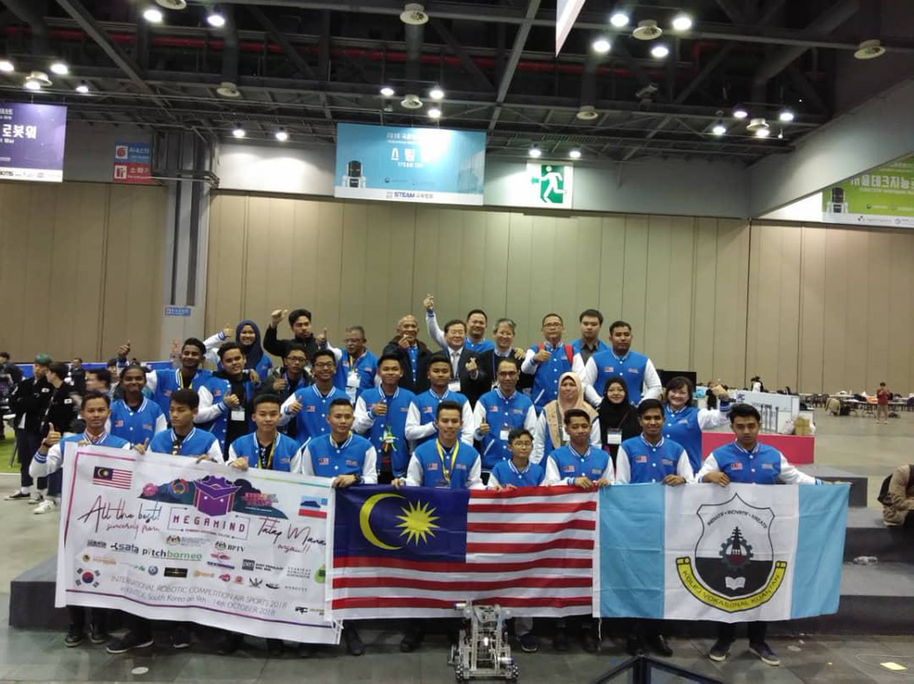 Malaysia wins two gold at Korea’s robotics competition | TheStarTV.com