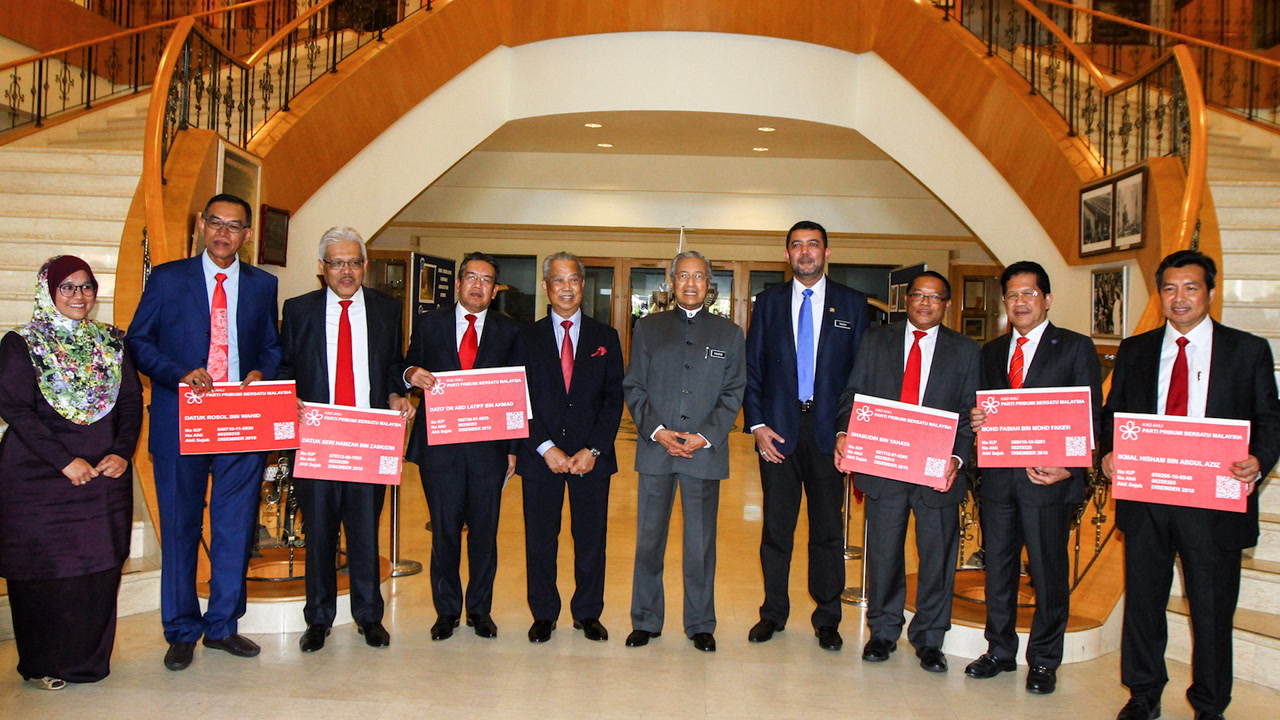 GPS & UMNO support Anwar