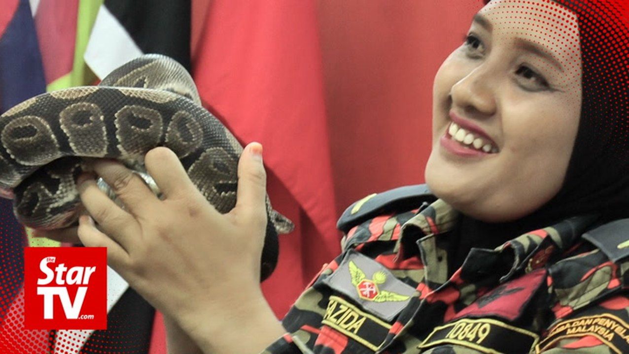 Queen of the Bomba’s King Cobra Squad | TheStarTV.com