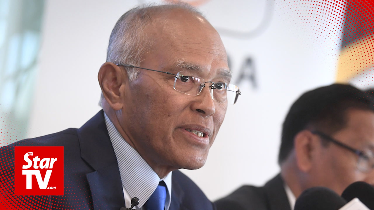 Dr M: Felda chairman resigned due to health reasons | TheStarTV.com