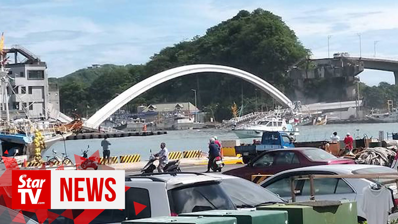 Six feared trapped after Taiwan bridge collapses | TheStarTV.com