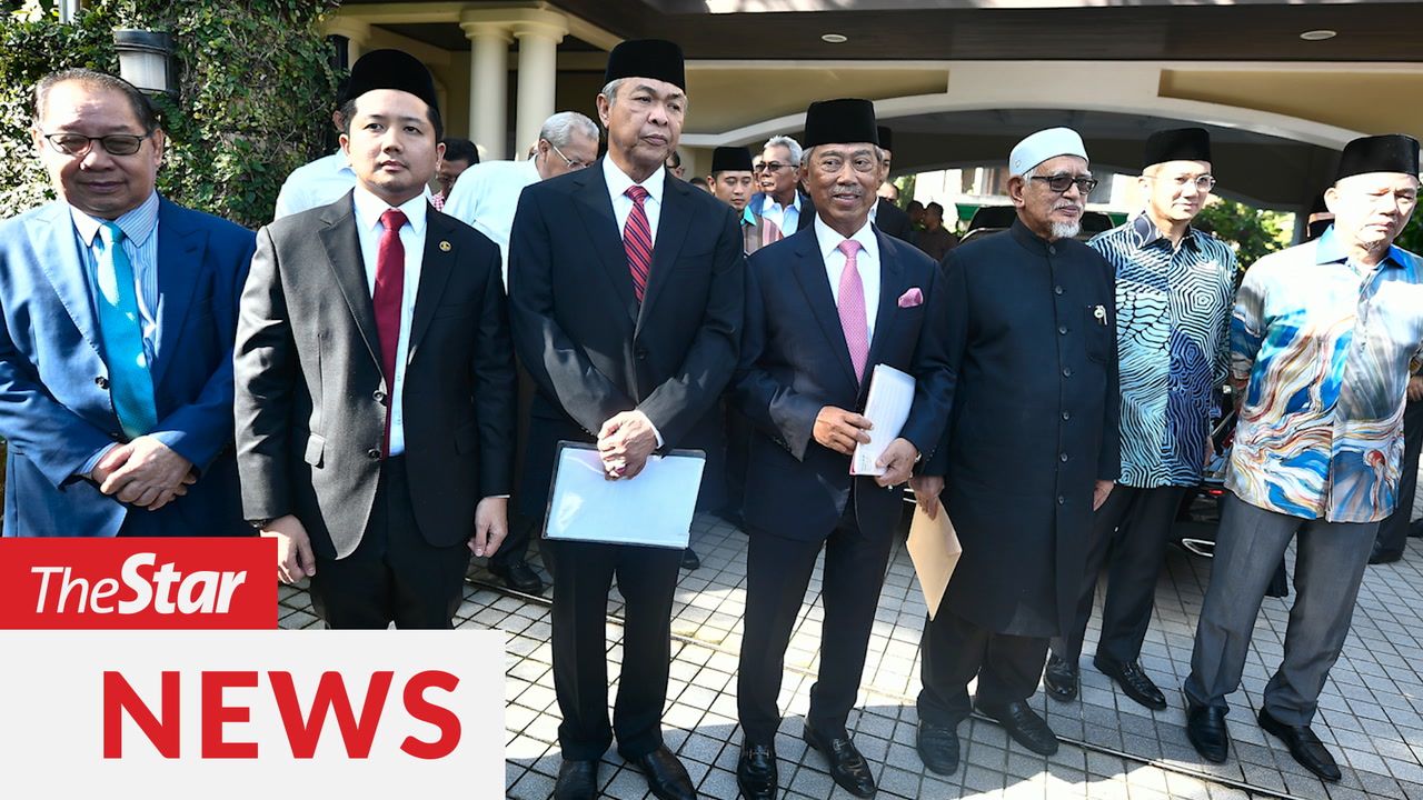 Muhyiddin to form Perikatan Nasional | TheStarTV.com