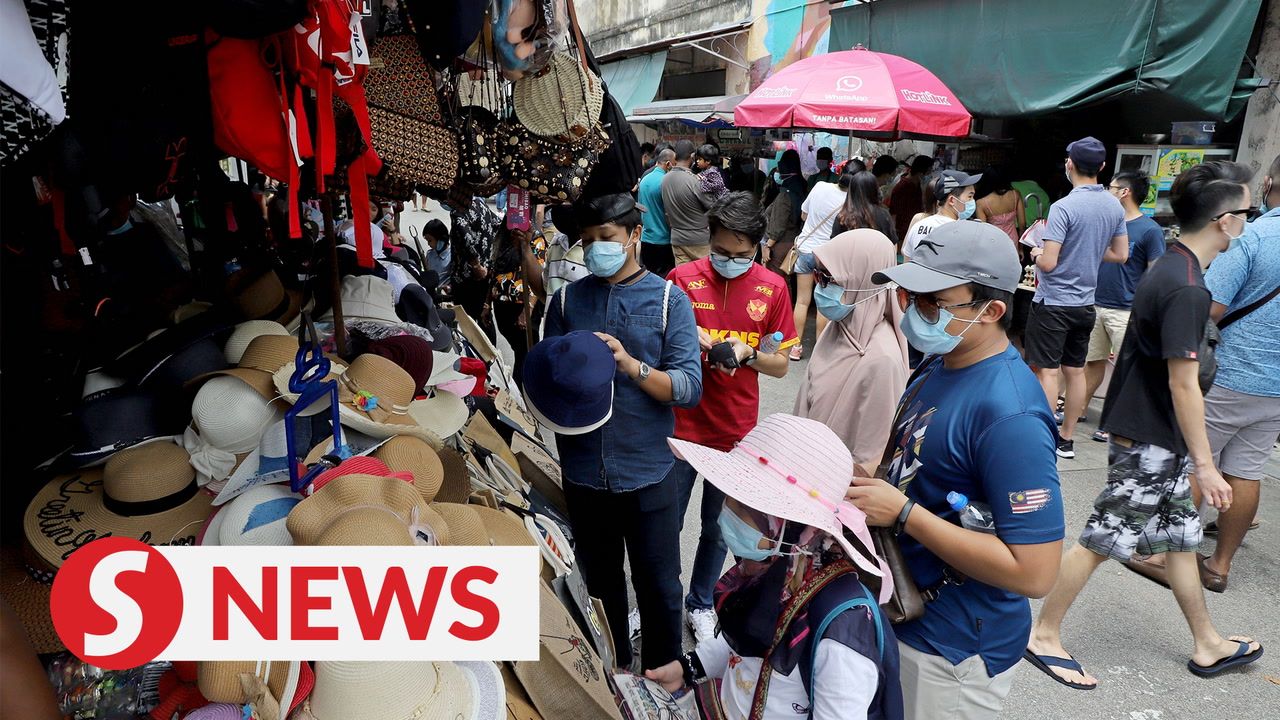 Mandatory face masks: Most in Penang follow ruling | TheStarTV.com
