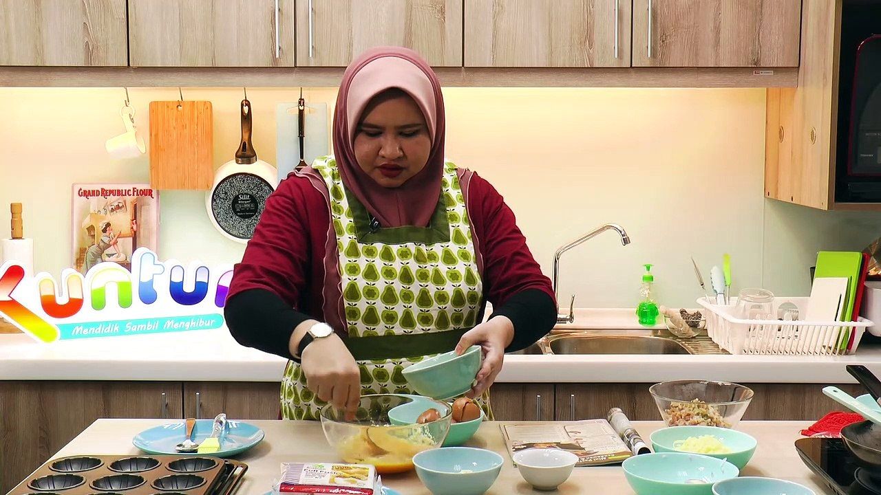 Resipi Mini Pastri Lapis Cendawan dan Sosej Ayam | Chef Jr. | TheStarTV.com