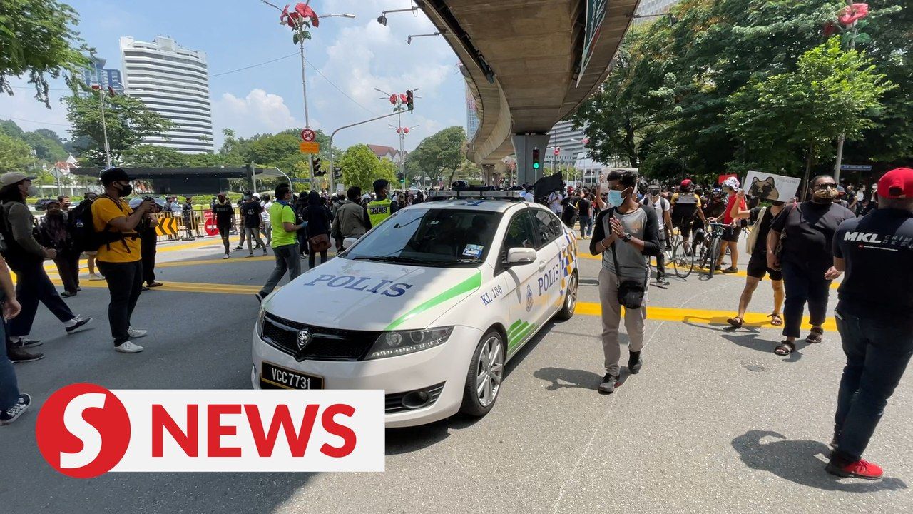 #Lawan protesters disperse following police instructions | TheStarTV.com