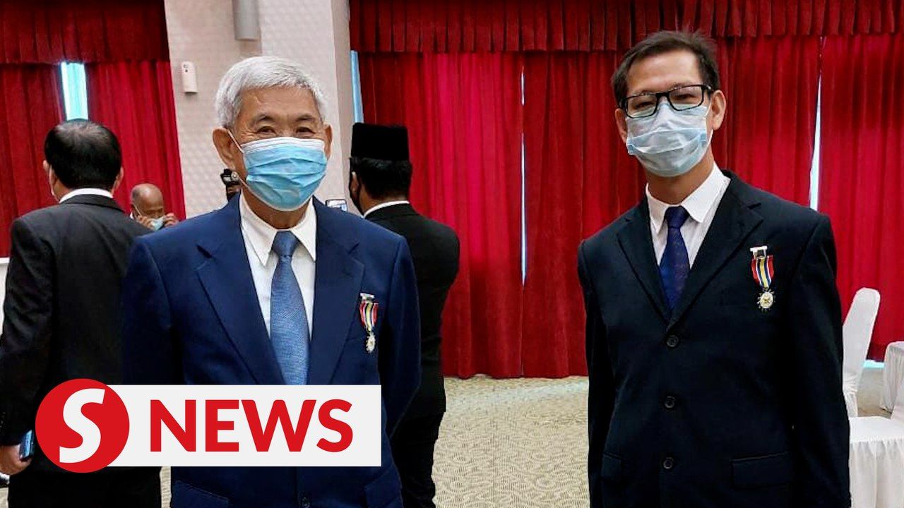 Duo among 247 retired police officers honoured with National Hero ...