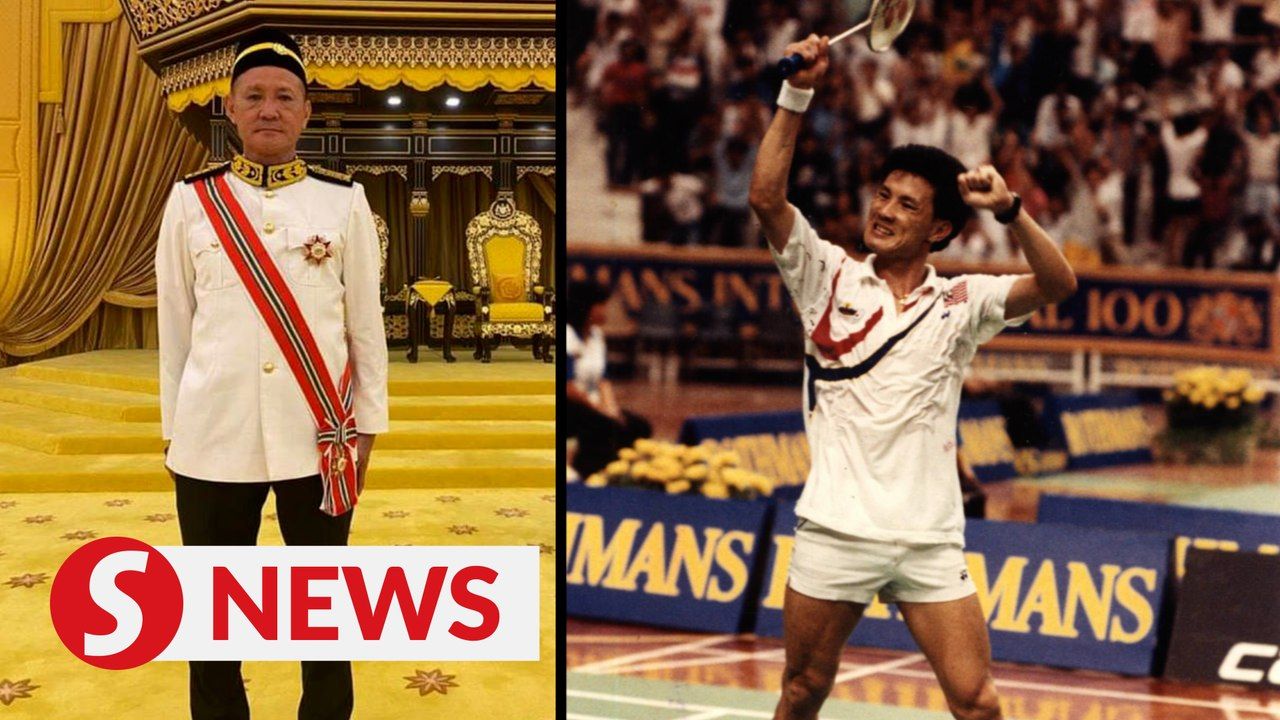 King confers Datukship on badminton great Foo Kok Keong | TheStarTV.com