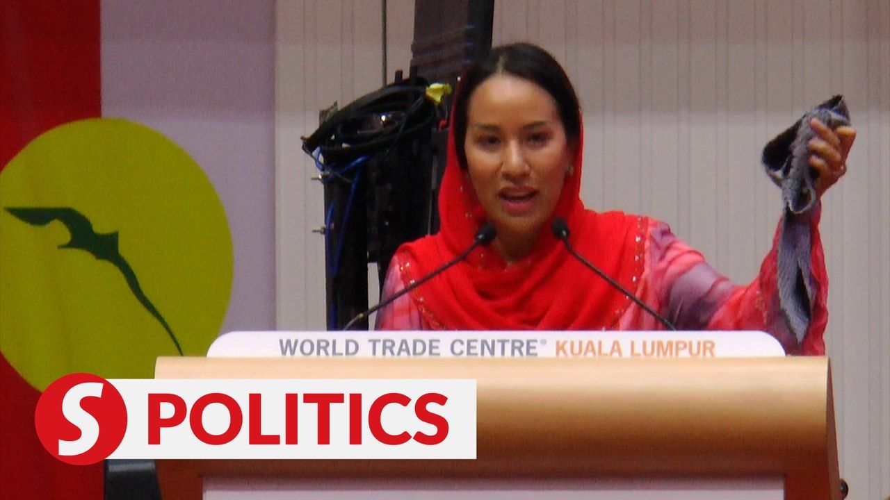 Najib's daughter Nooryana: Daddy is all alone and should not be ...