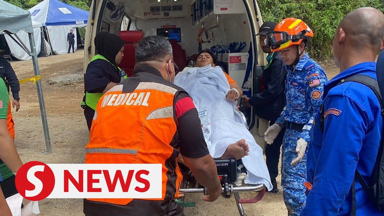 Batang Kali landslide: Rescuer rushed to hospital after collapsing ...