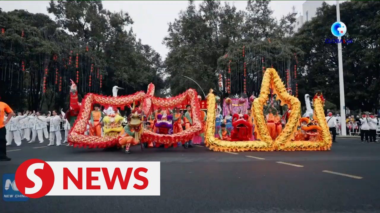 Foreign expats take part in charity parade in China's Zhongshan ...