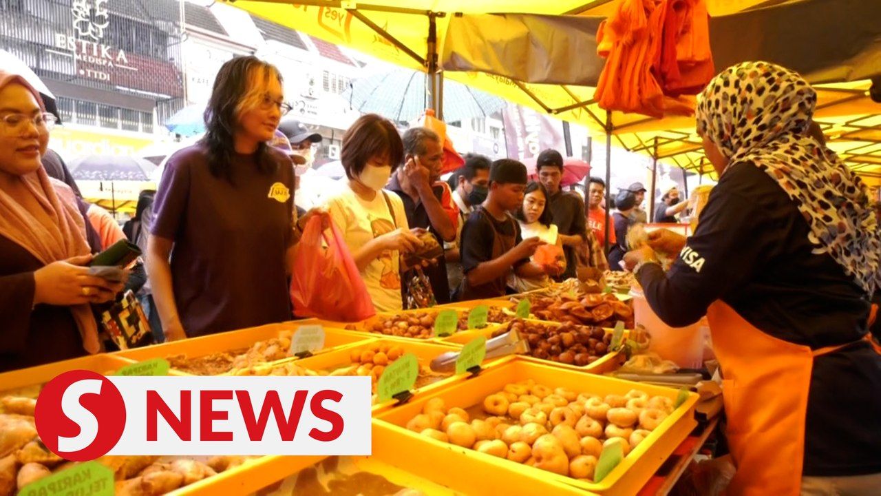 TTDI Ramadan bazaar goes cashless | TheStarTV.com