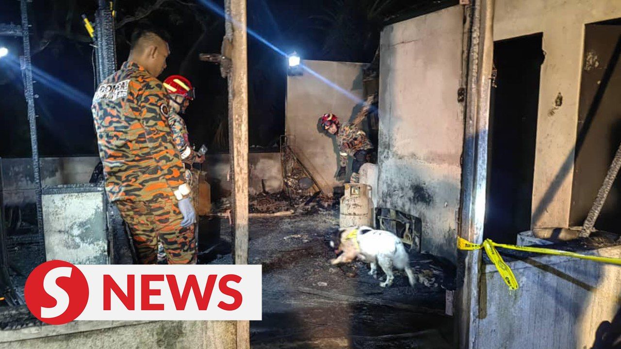 Four children killed in Muar house fire | TheStarTV.com