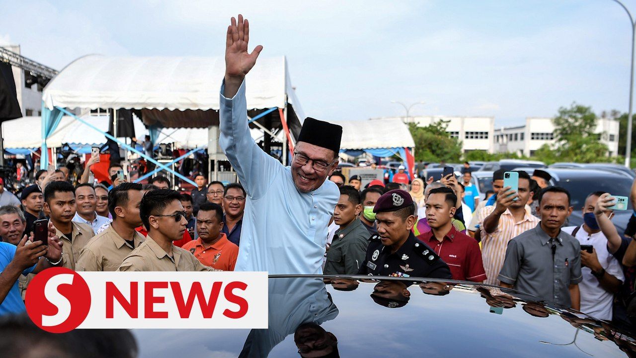 PM arrives earlier to meet the people as Madani Kedah gathering kicks ...