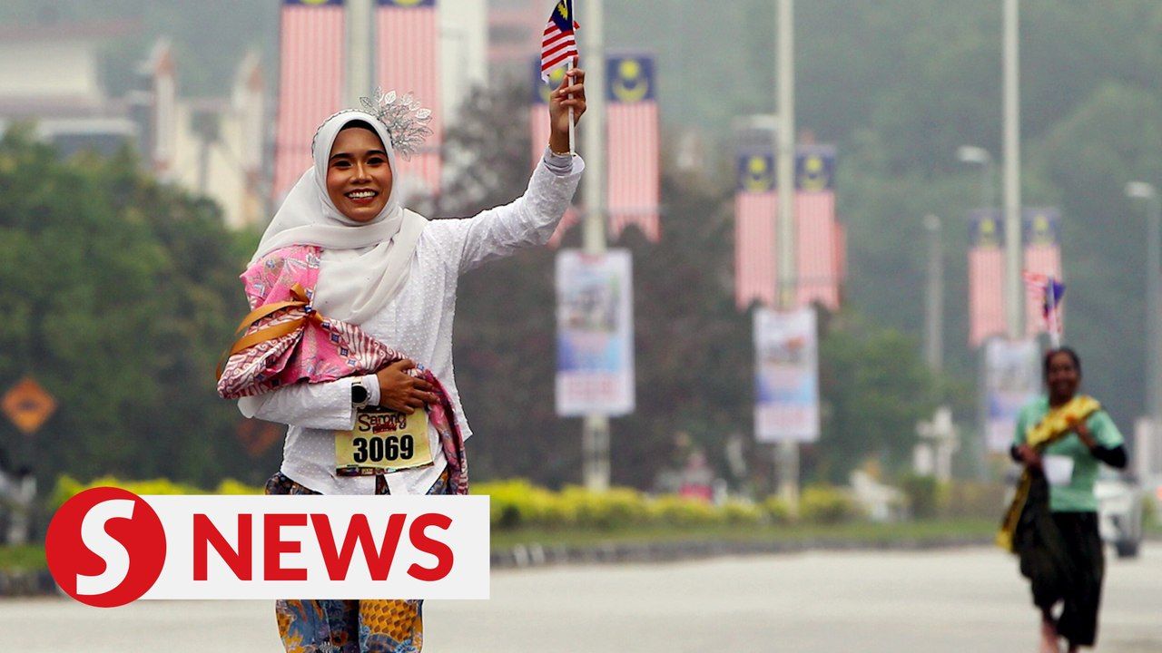 Kaleidoscope of colors at inaugural Ipoh Sarong Run | TheStarTV.com