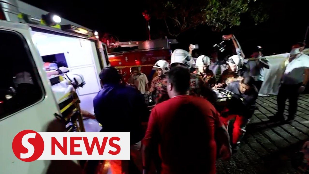 SAR operation ends at Bukit Genting van crash site | TheStarTV.com