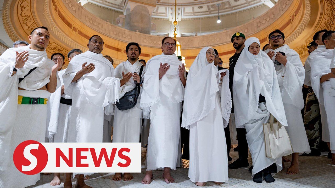Anwar, Wan Azizah perform umrah, pray for peace in Palestine ...