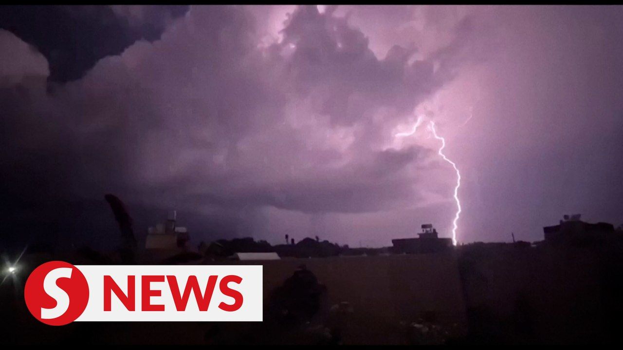 Rain in war-ravaged Gaza brought floods, but also drinking water ...