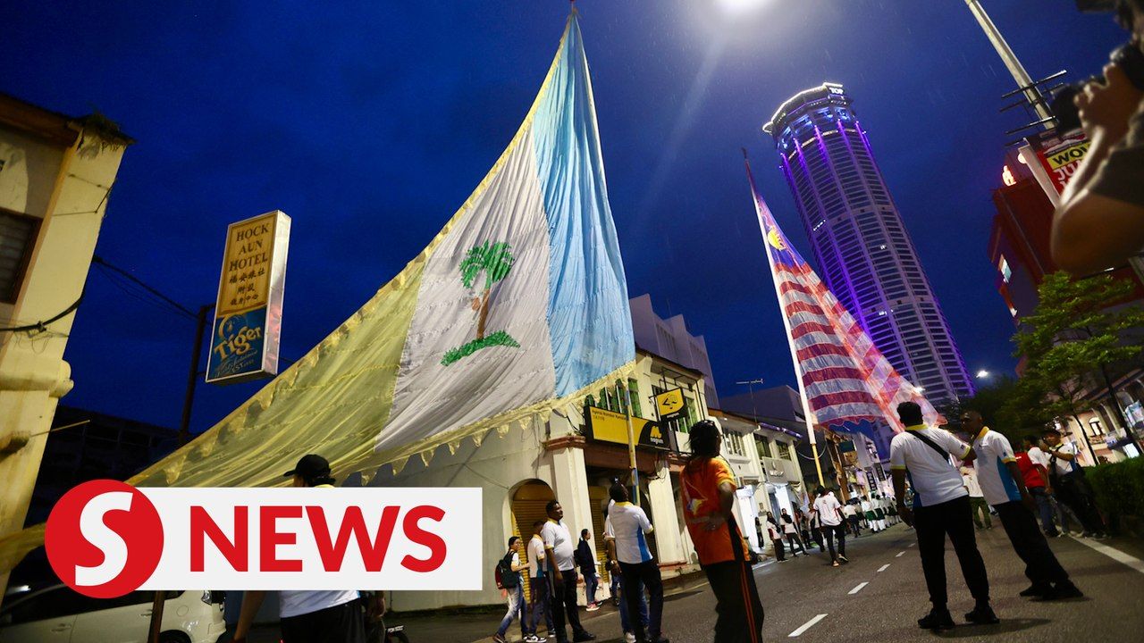 Penang's Chingay Parade in high spirit under wet weather | TheStarTV.com