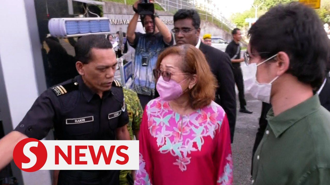 Daim's wife, sons arrive at MACC HQ to answer questions by graftbusters ...