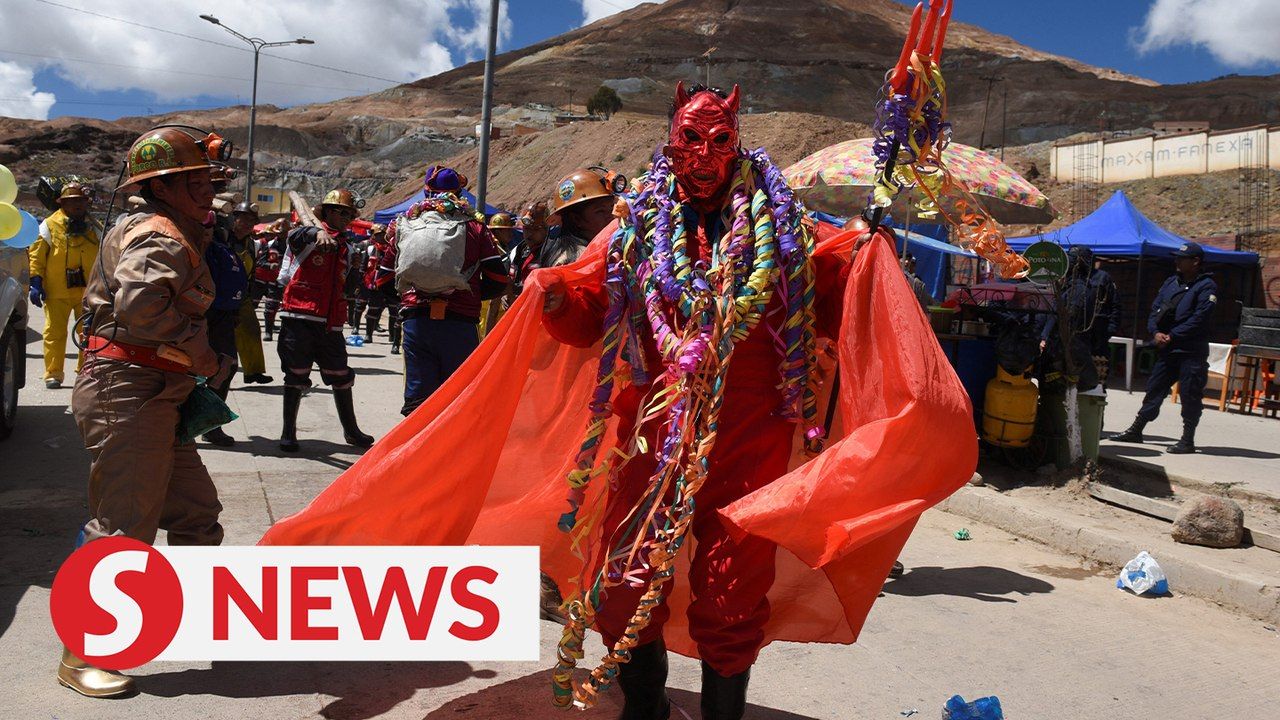 Bolivian miners celebrate traditional Mining Carnival parade ...