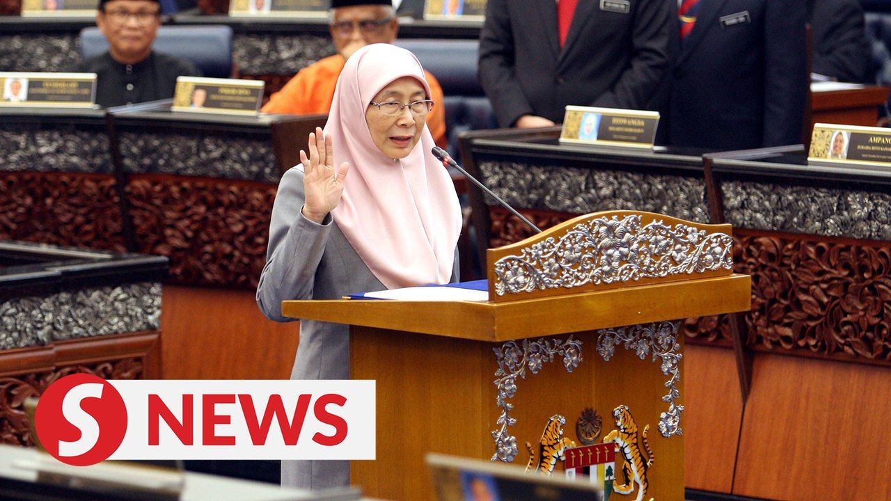 Wan Azizah will draw only one pension, says Anwar | TheStarTV.com