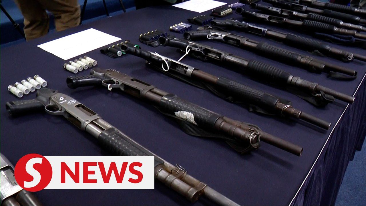 11 security guards arrested for bringing shotguns home | TheStarTV.com