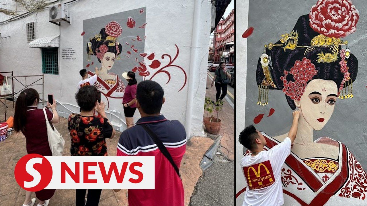 Mural transformed, now looks more like Fan Bingbing | TheStarTV.com