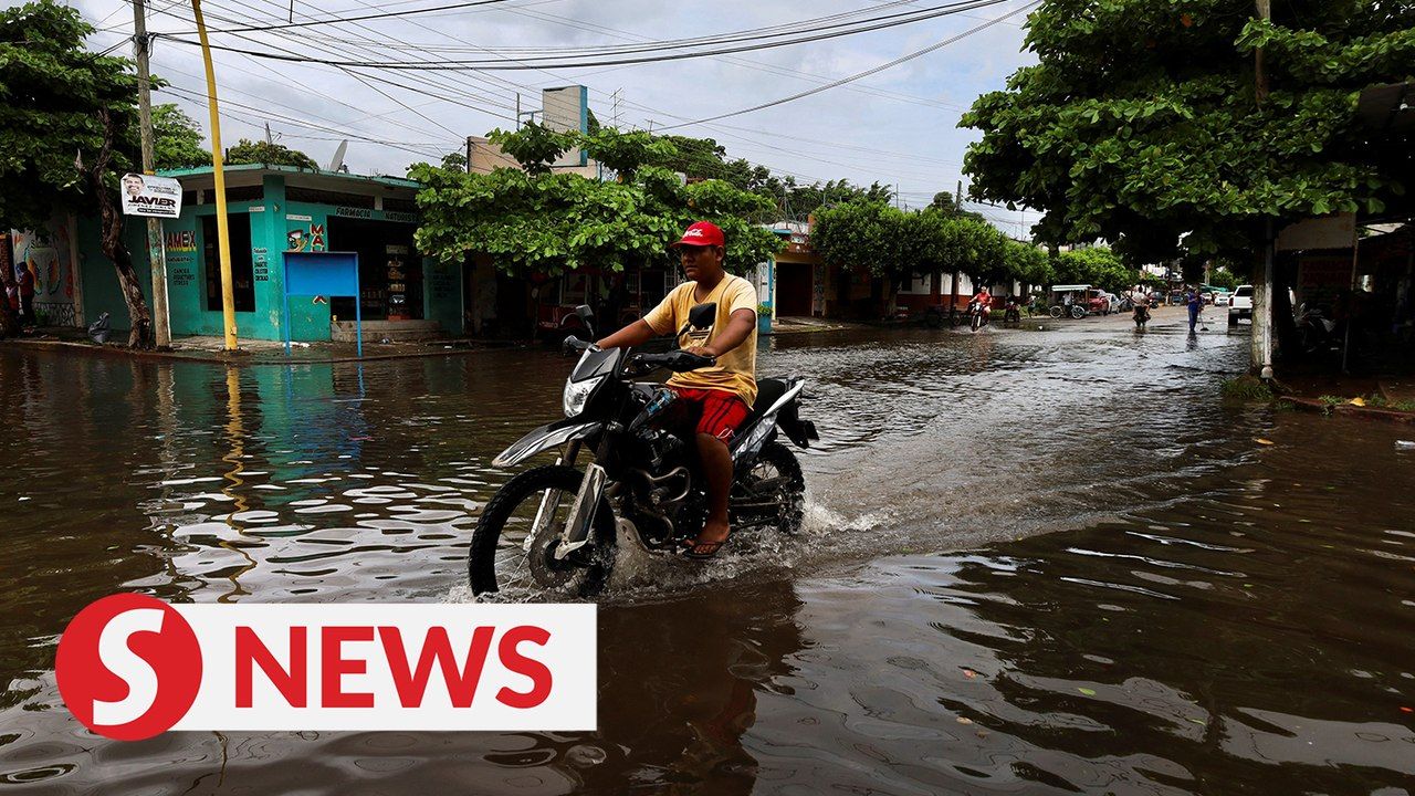 Mexican coastal areas swell with rain as country braces for potential ...