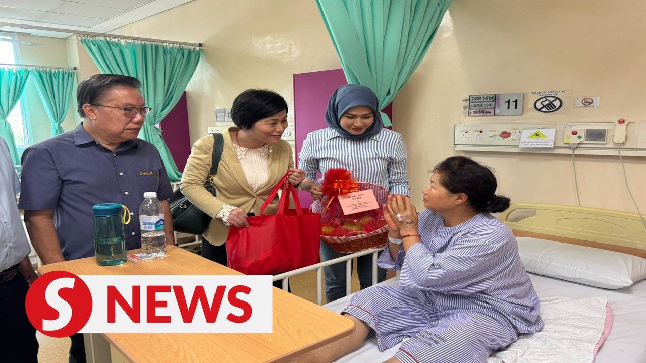 Genting bus crash: All 12 Chinese tourists in stable condition ...