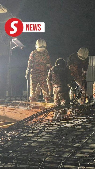 Building collapse at Melaka construction site kills one, injures two ...