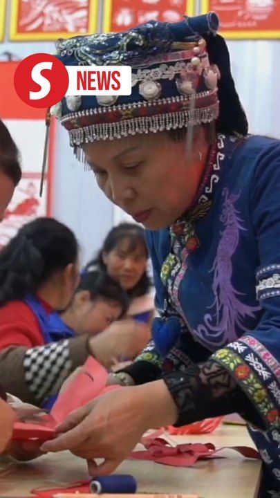 Chinese people embrace snakes as new zodiac symbol | TheStarTV.com
