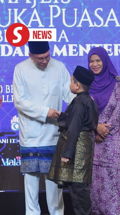 Felda given a month to chart new direction, says Anwar | TheStarTV.com