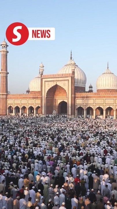 Muslims in Pakistan, India and Indonesia celebrate Eid al-Fitr on March ...