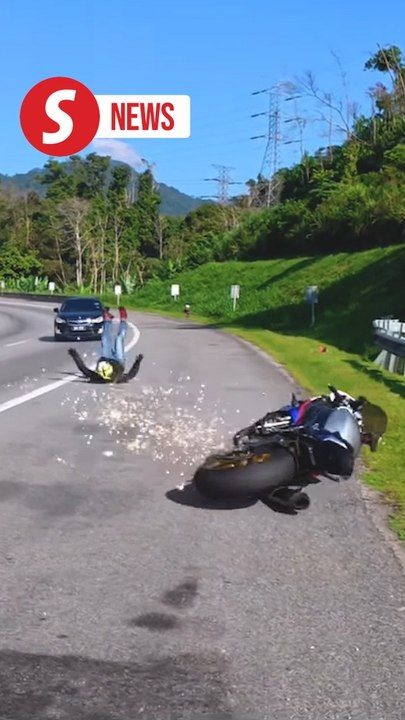Cops tracking two superbikers involved in Karak crash | TheStarTV.com
