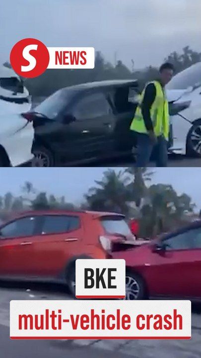 Traffic standstill due to multiple-vehicle crash on Butterworth–Kulim ...