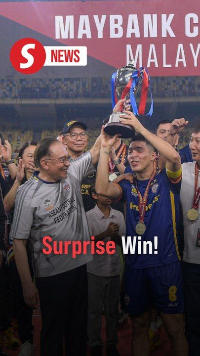 Die-hard Red Devils fan Anwar proud of Asean All-Stars’ win over United ...