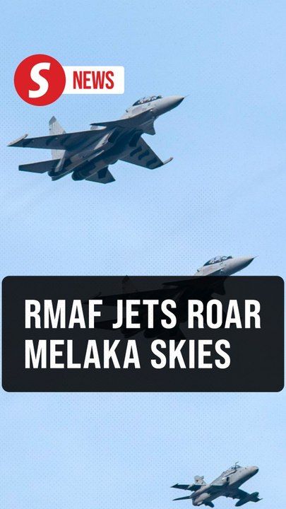 RMAF jets make roaring impression in Melaka-level National Day ...